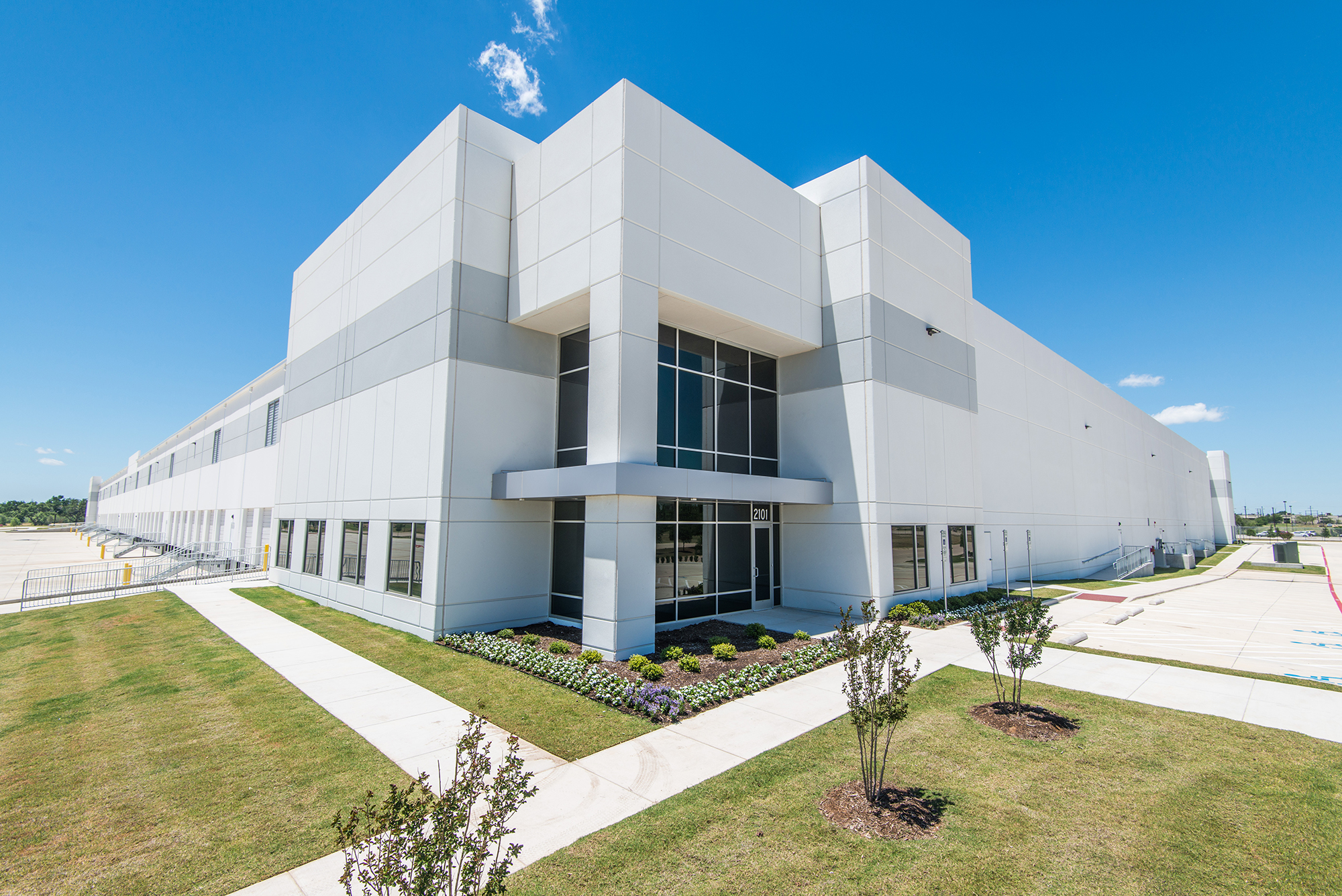 Hunt Southwest - Real Estate Development in Dallas